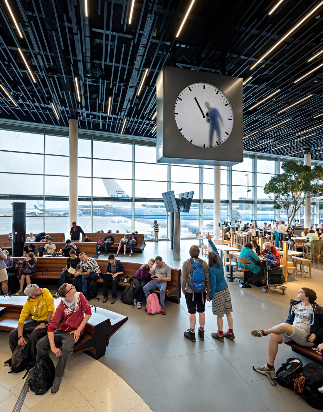Schiphol Clock, Amsterdam – MAARTEN BAAS